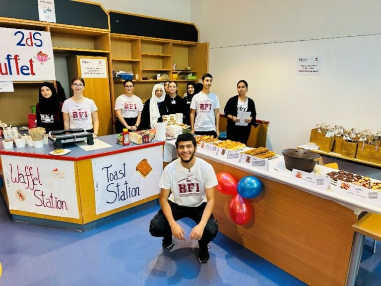 9 Firmen zu Gast beim 1. Karrieretag an den Schulen des BFI Wien #Success #Karriere #Matura #HAK ...