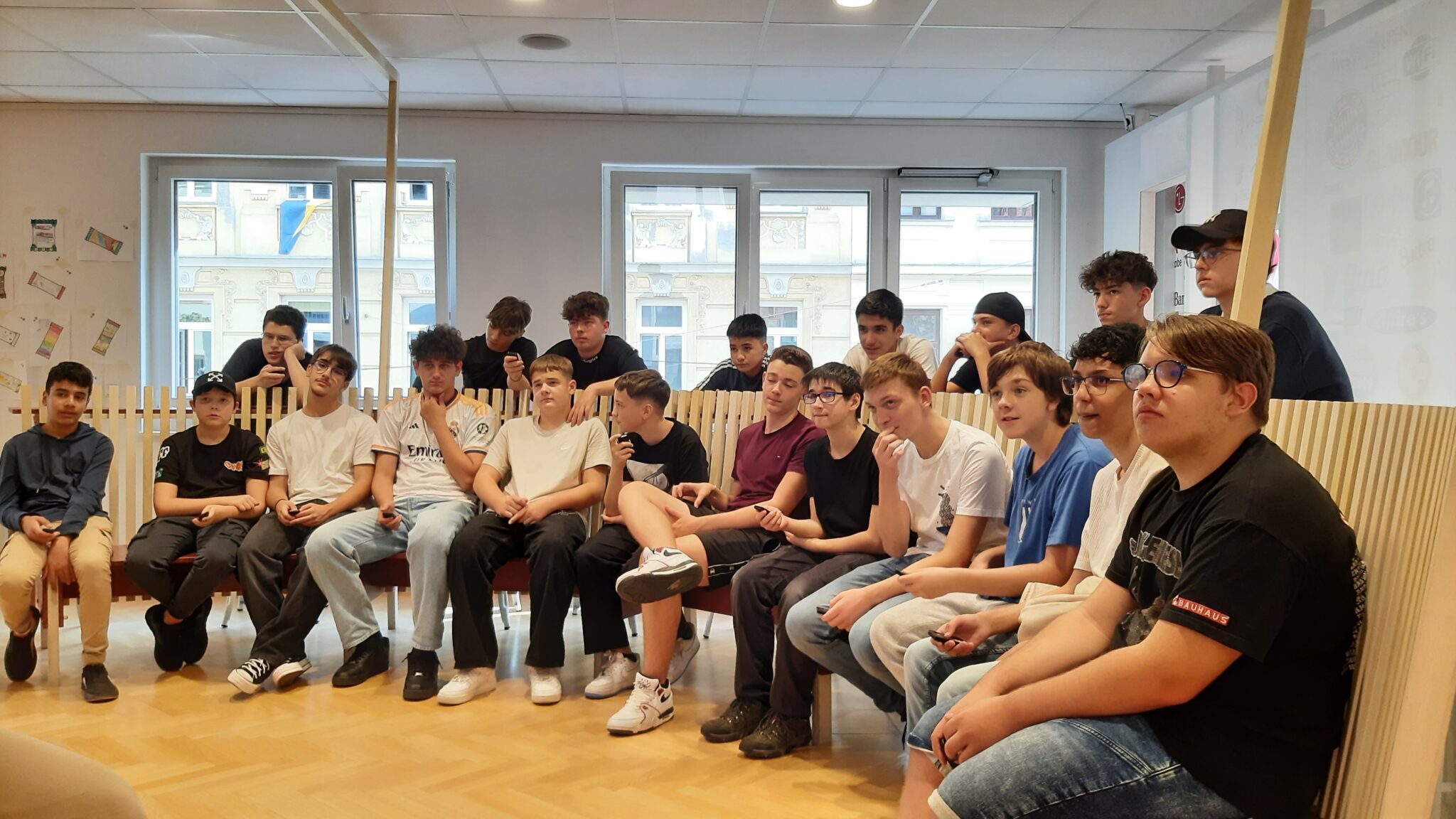 IT Schule@HAK/HAS BFI im CocoLab #consumerconsciousness #sustainability - Kaufmännische Schulen ...